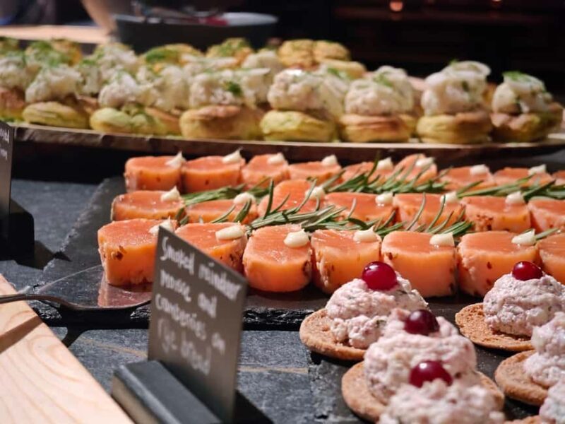 Ylläs: Northern Lights Dinner with Snowcat Ride - Authentic Insights from Reviewers