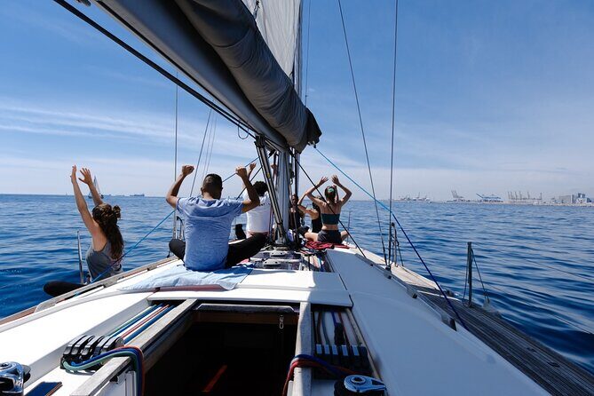 Yoga Session and Sailing Adventure in Barcelona - The Experience: What to Expect  