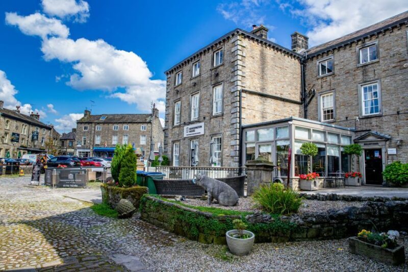 Yorkshire: All Creatures Great and Small Mini-Coach Tour - Key Points