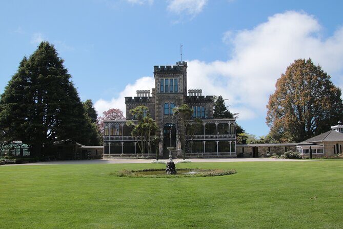 You choose the itinerary Dunedin, Full day, 6hrs - A Closer Look at the Dunedin Private Tour