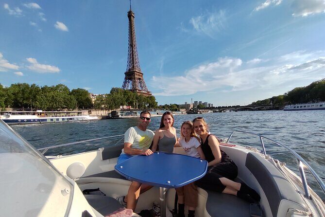 Your Private boat Captain Guide Explore Historical Paris - The Value of a Private Guided Seine River Tour