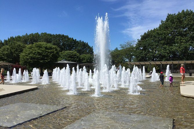 YVR - Vancouver's Airport  Whistler( Private Transfer Sightseeing Tour) - Queen Elizabeth Park: A Viewpoint Over Vancouver
