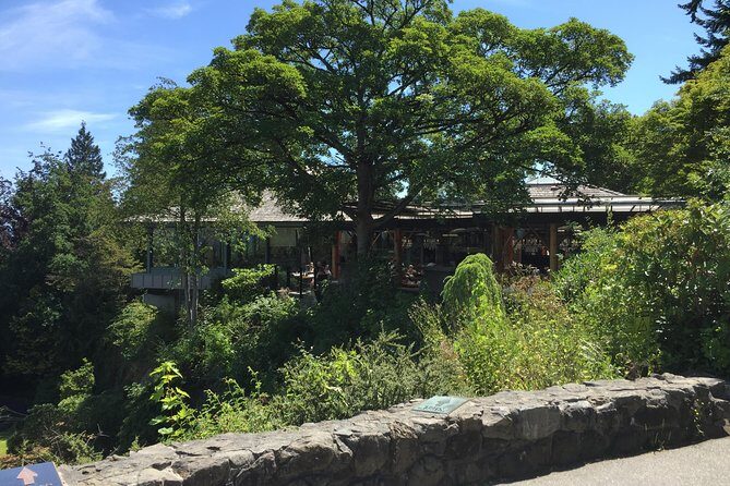 YVR - Vancouver's Airport  Whistler( Private Transfer Sightseeing Tour) - Tantalus Lookout: Awe-Inspiring Mountain Views