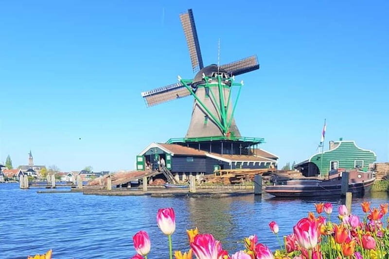 Zaanse Schans & Volendam Private Tour: Windmills and Cheese - Cheese Tasting at Henri Willig