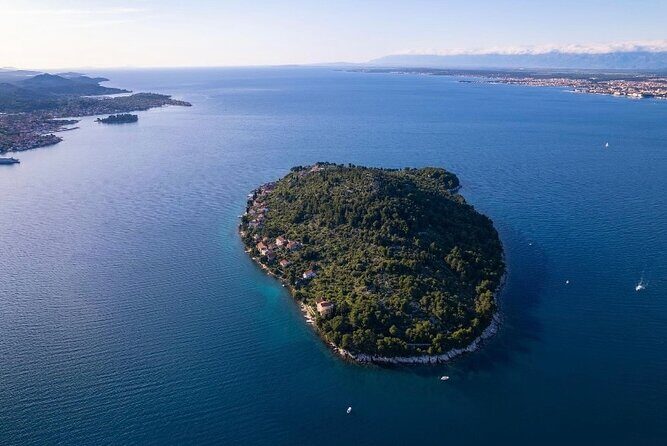 Zadar 1/2 Day Boat Tour with Skipper - FAQ