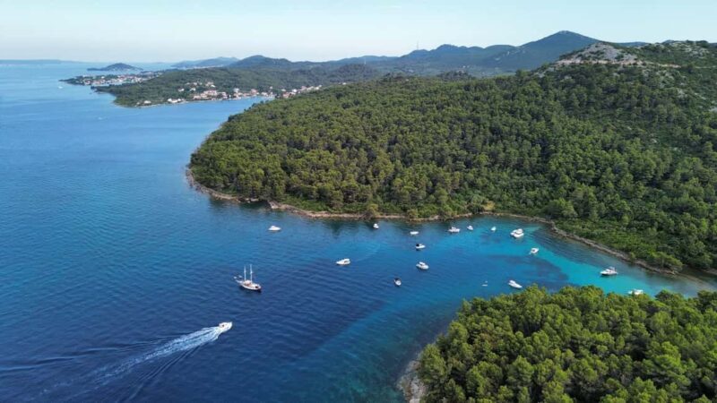 Zadar: Cruise aboard an Authentic Wooden Boat with Drinks - Key Points