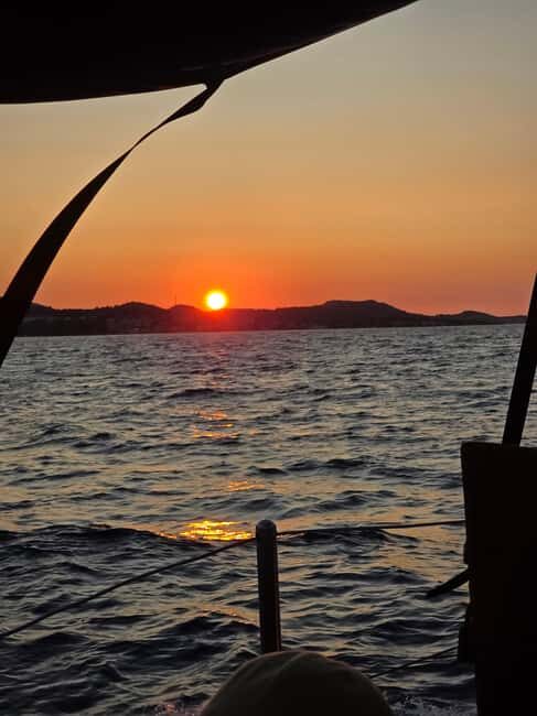 Zadar: Sunset Cruise with unlimited champagne - Who Will Love This Experience?