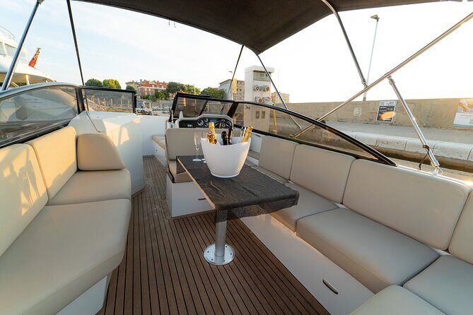 Zadar: Sunset & Nighttime Cruise with Unlimited Sparkling Wine - FAQs