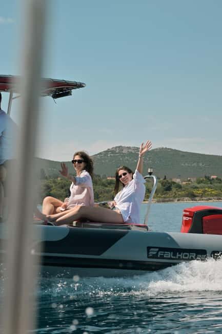 Zadar:Speedboat Tour Thrill Ride with Snorkeling on 3 island - An Overview of the Speedboat Experience in Zadar