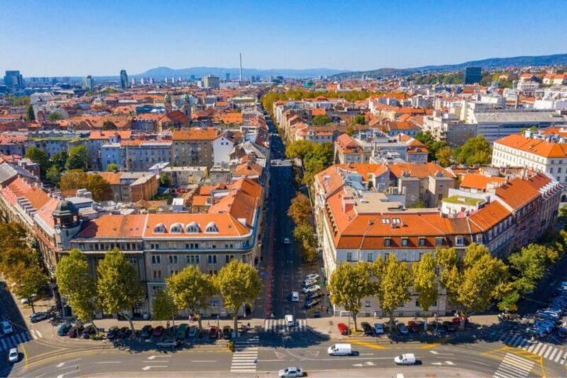 Zagreb: Private custom tour with a local guide - Key Points