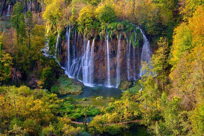 Zagreb to Split via Plitvice Lakes (3 hours stop is included) - Key Points