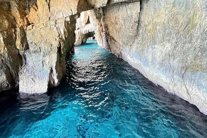 Zakynthos Private Cruise to Navagio and Blue Caves - How the Tour Runs and What to Expect