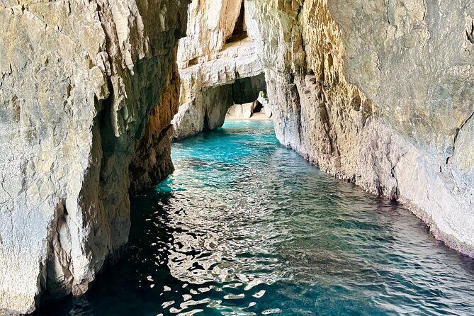 Zakynthos Private Cruise to Shipwreck Beach & Blue Caves - FAQs