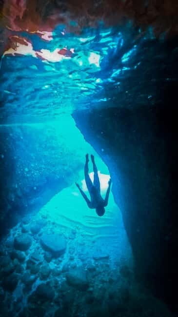 Zakynthos: Semi Private Shipwreck & Blue Caves Max 10 guests - The Experience in Detail