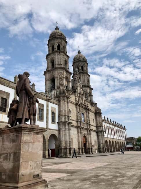 Zapopan Private Half Day Tour - Exploring Zapopan: A City of Contrasts
