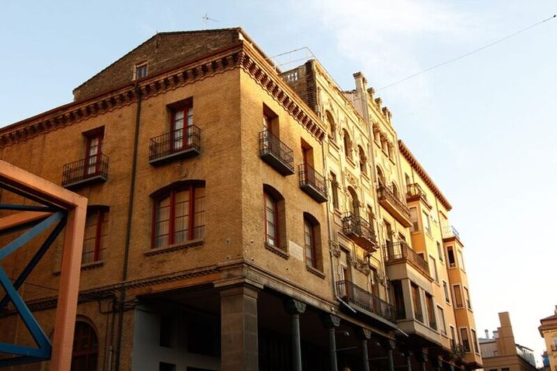 Zaragoza: Private custom tour with a local guide - Practical Details and Tips