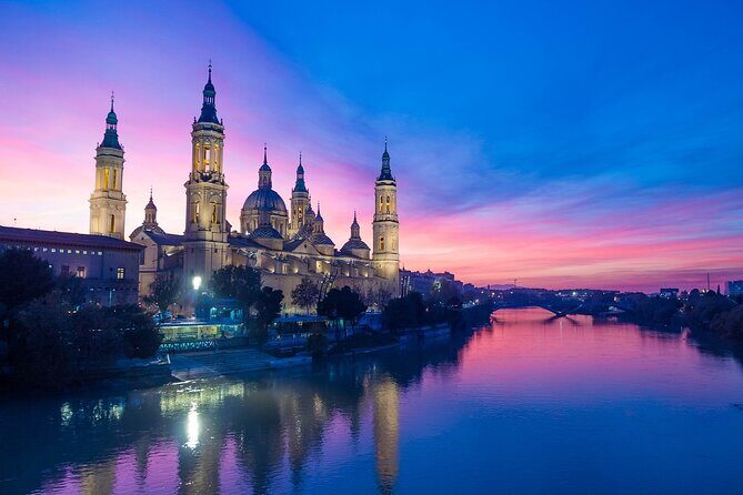 Zaragoza Private Walking Tour with official Tour Guide - Who Will Love This Tour?