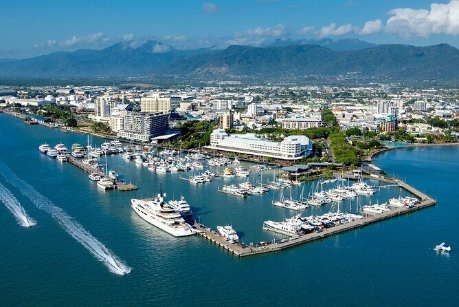 Zoom Around Cairns - 10 minute City Scenic Flight - A Look at the Zoom Around Cairns – 10 Minute City Scenic Flight