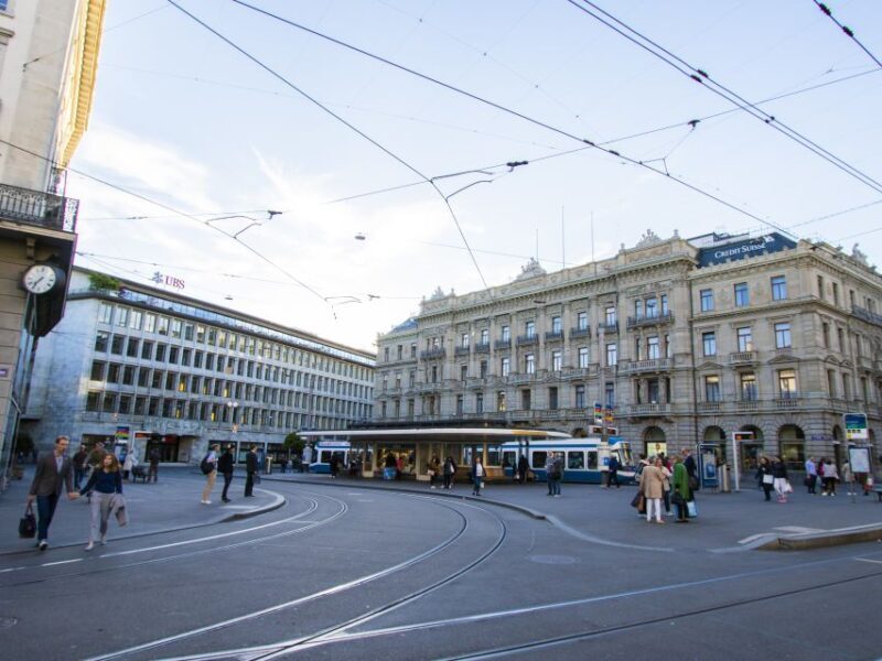 Zurich: Exclusive Swiss Banking Tour with a Local - An In-Depth Look at the Zurich Banking Tour
