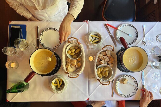 Zurich Food Tour with 10 Local Delicacies, Cheeses & Chocolates - Pacing, Group Size, and Overall Atmosphere