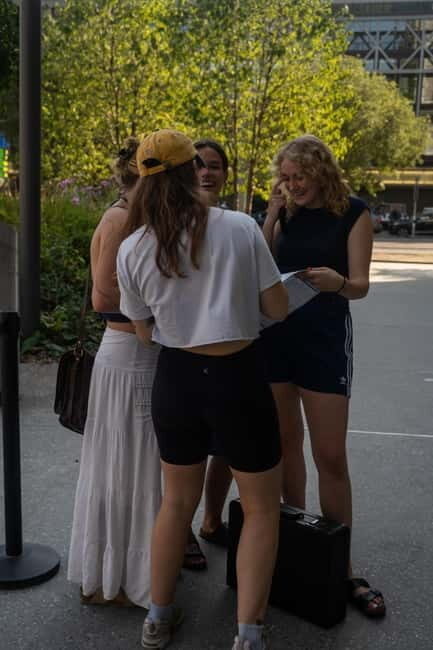 Zürich: guided Escape Game - Boatride, Snacks and Drinks - Key Points  