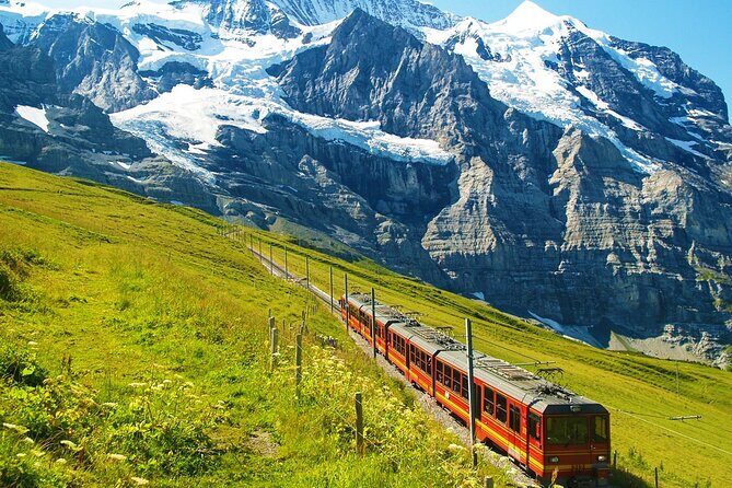 Zurich: Small group tour to Jungfrau, Grindelwald & Interlaken - An in-depth look at this Swiss adventure