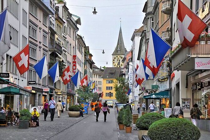 Zurich Small-Group Walking Tour Including a Lake Cruise - The Itinerary: What to Expect at Each Stop